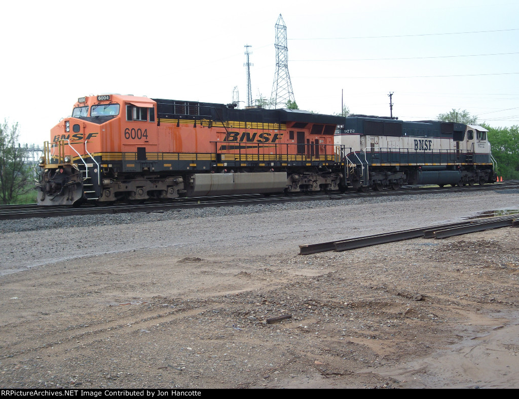 BNSF 6004